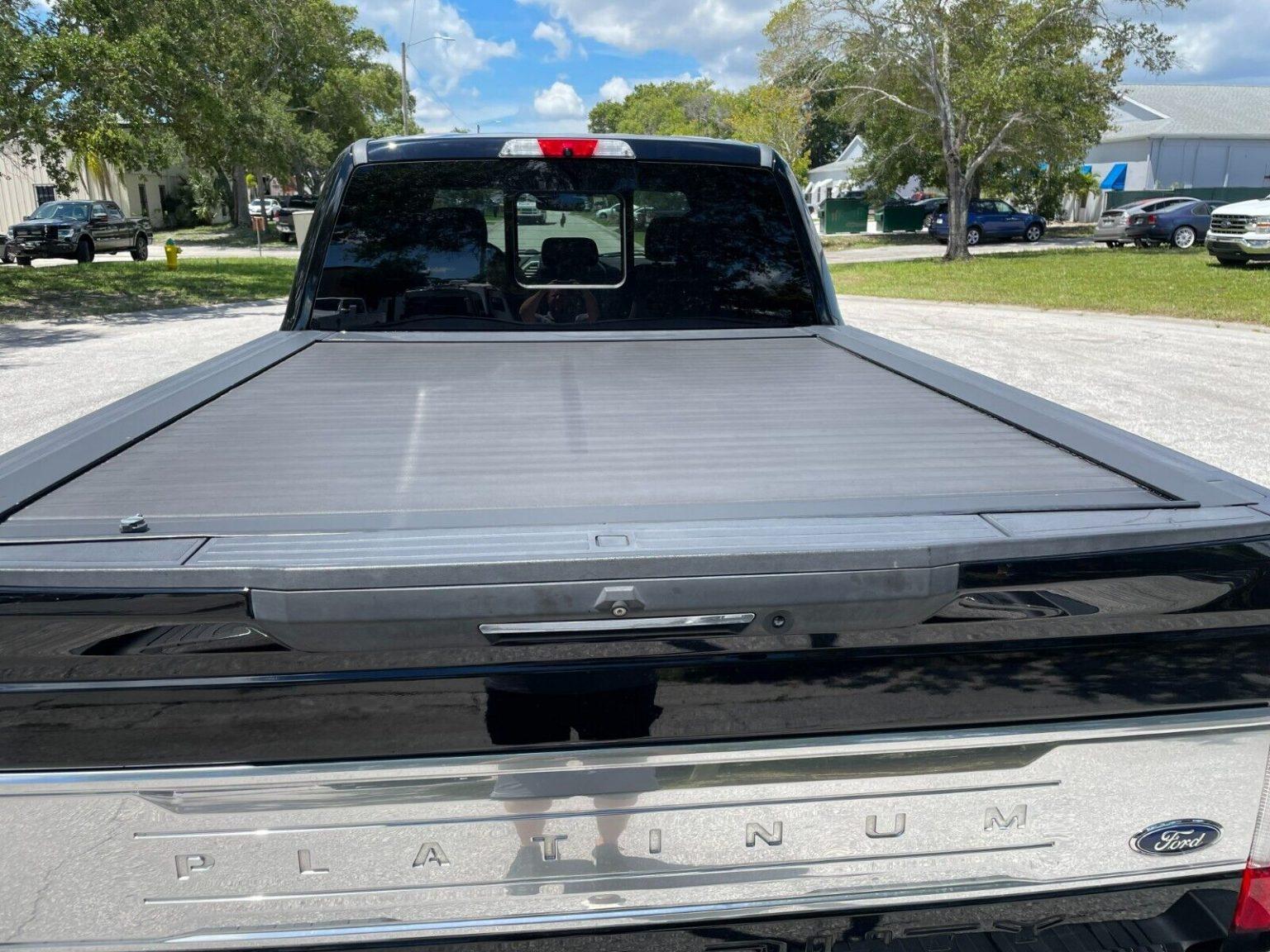 2017 Ford F-250 Super Duty Crew Cab Platinum 4X4 [custom wheels] for sale