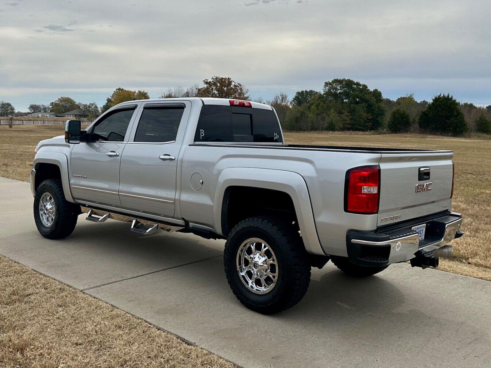 2019 GMC Sierra 2500 Crew Cab [garage kept] for sale