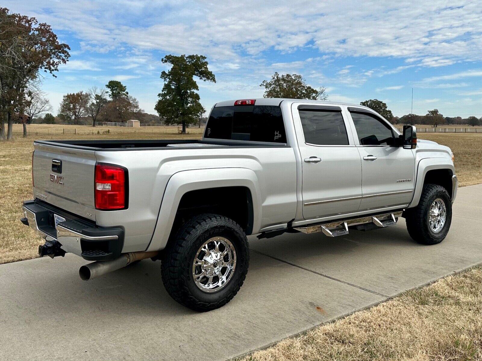 2019 GMC Sierra 2500 Crew Cab [garage kept] for sale